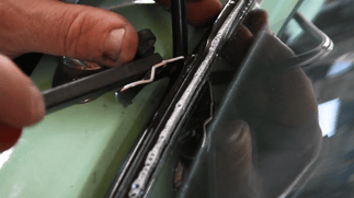 How to Install a Locking Strip Type Gasket – Steele Rubber Products